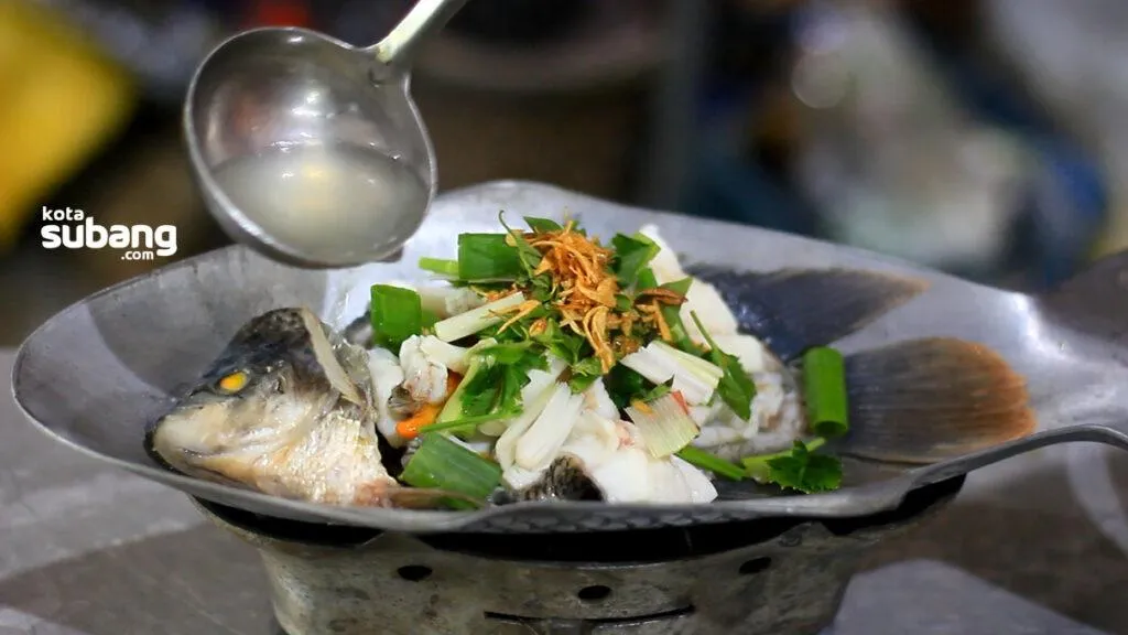 Rumah Makan Bale Desa, Tempatnya Makin Asri, Menunya Unik (Kuliner ...