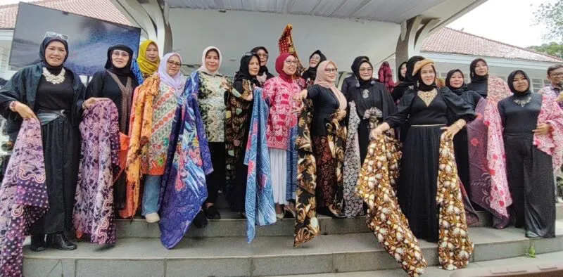 Sambil Mengenal Sejarah, PHRI Subang Rayakan Hari Batik di Museum ...